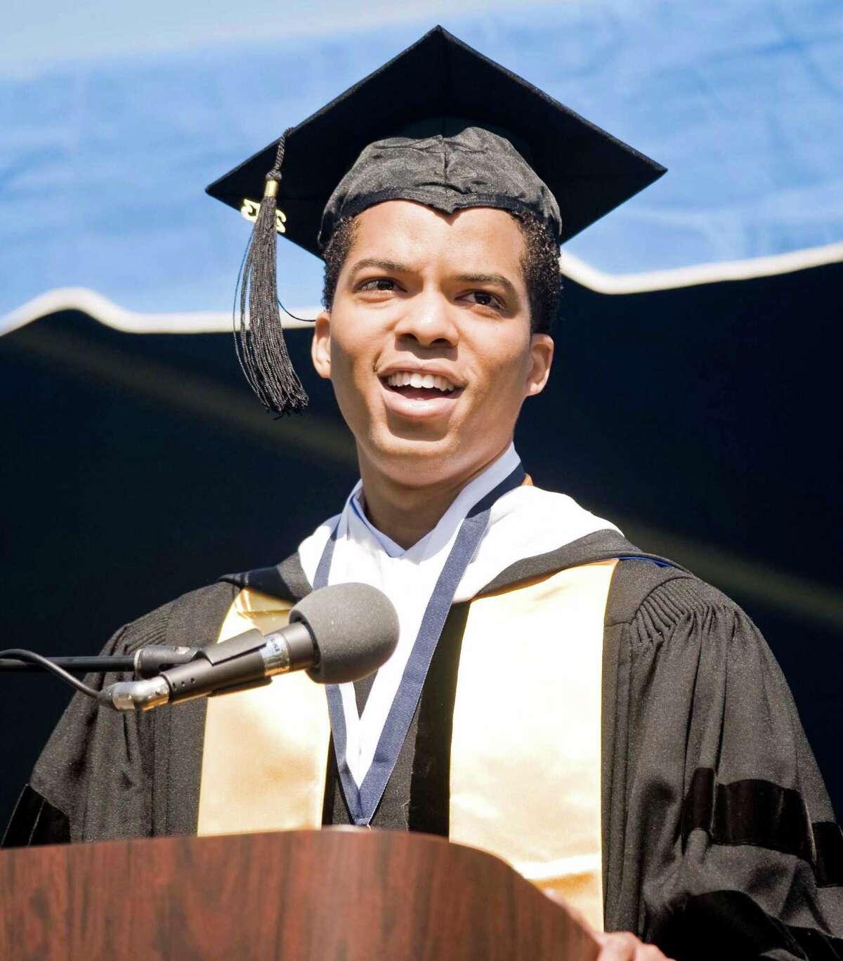 Western holds commencement