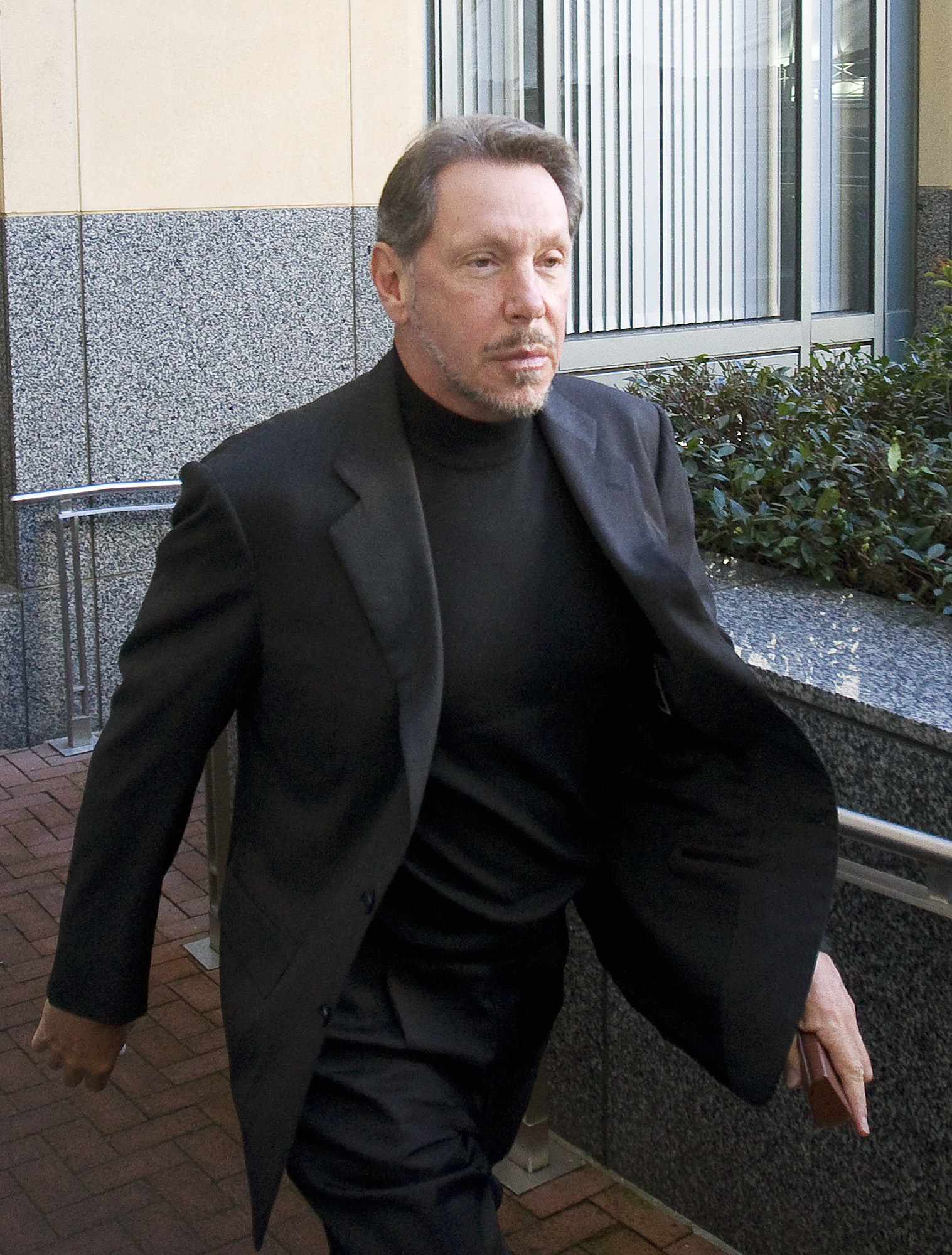 Norman Chad: Handicapping the field of potential Clippers owners