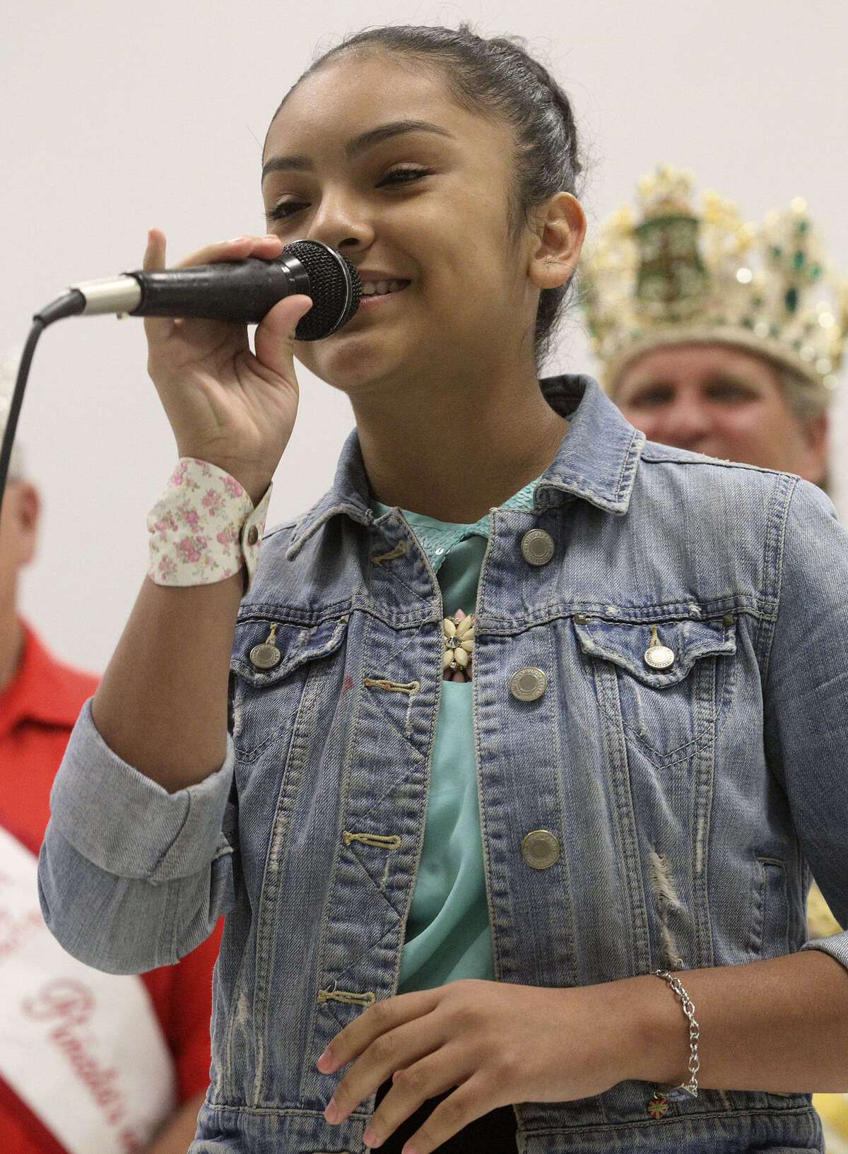 Local fifth grader to compete in Sabado Gigante