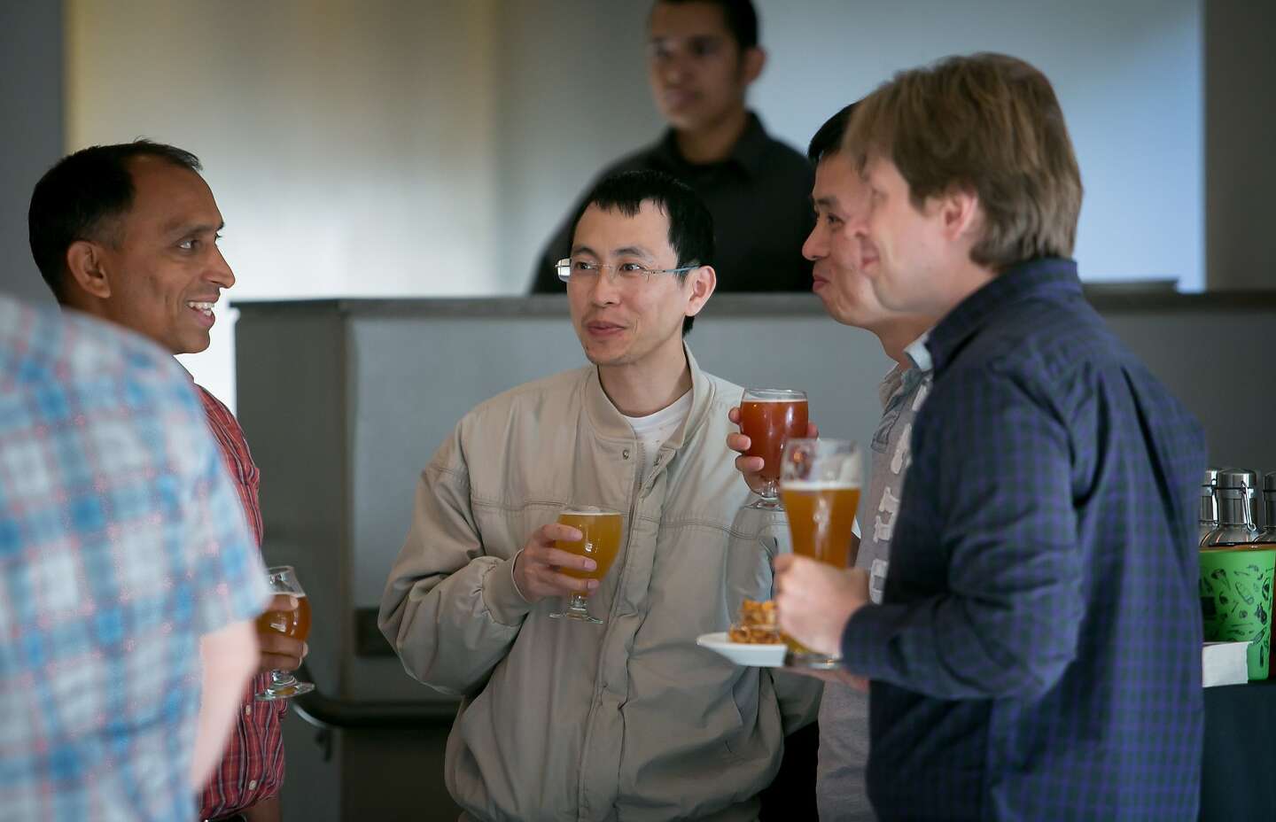 Steins Beer Garden, Mountain View: Brews and home cooking