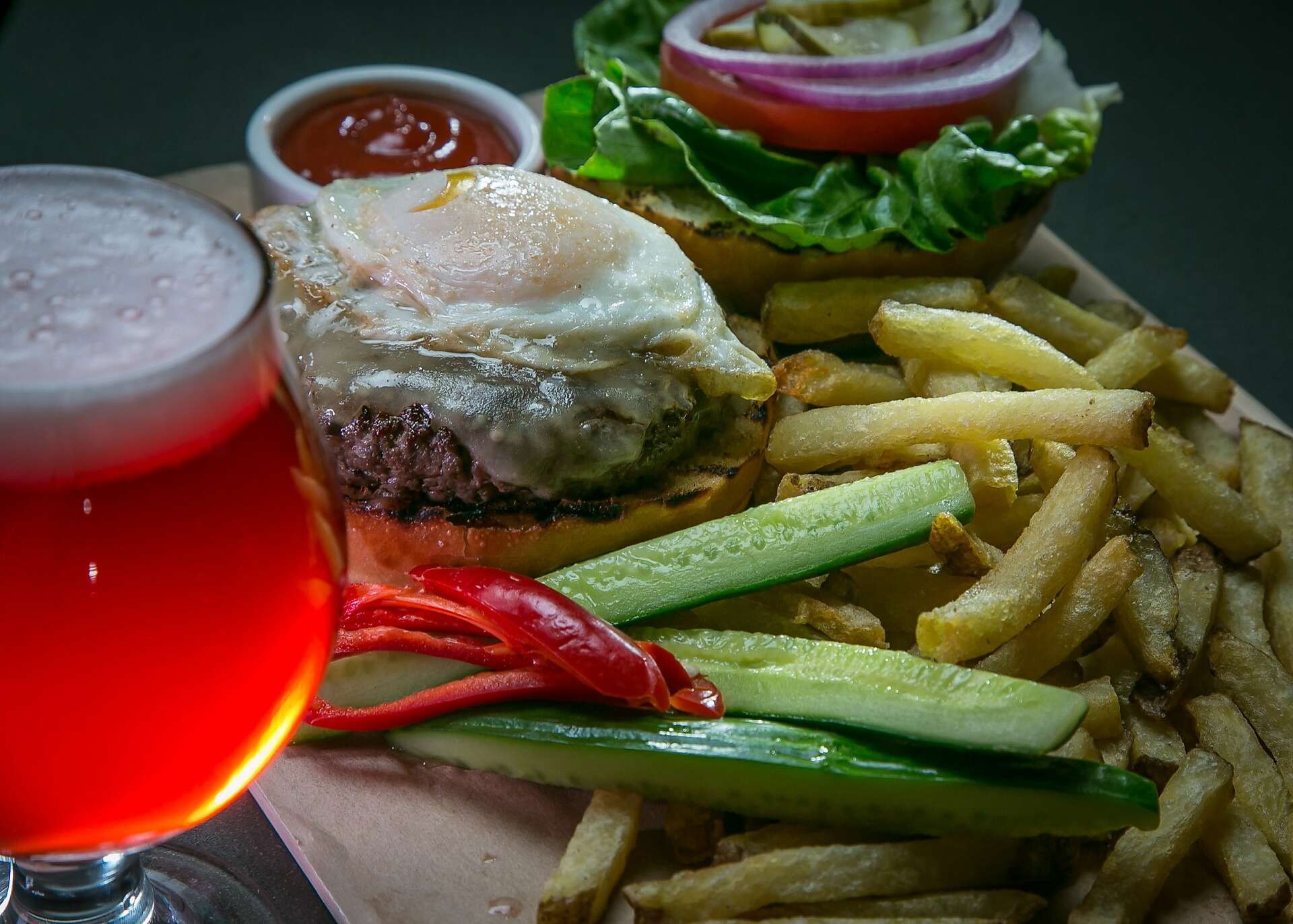 Steins Beer Garden, Mountain View: Brews and home cooking