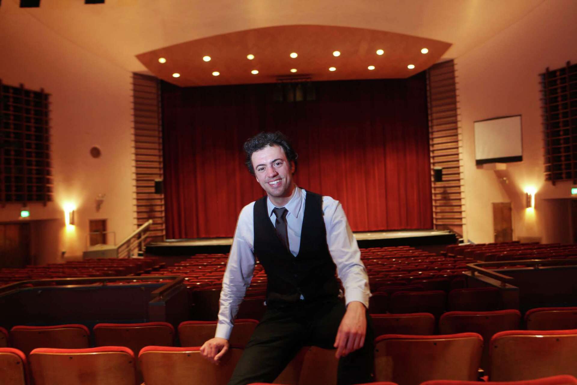 New maestro for Greater Bridgeport Symphony