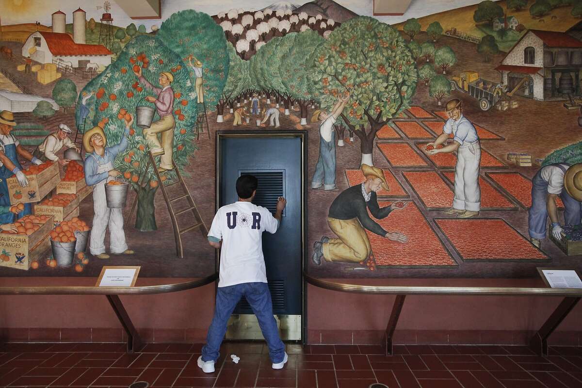 Coit Tower: Tales of murder, drag, and a small round apartment