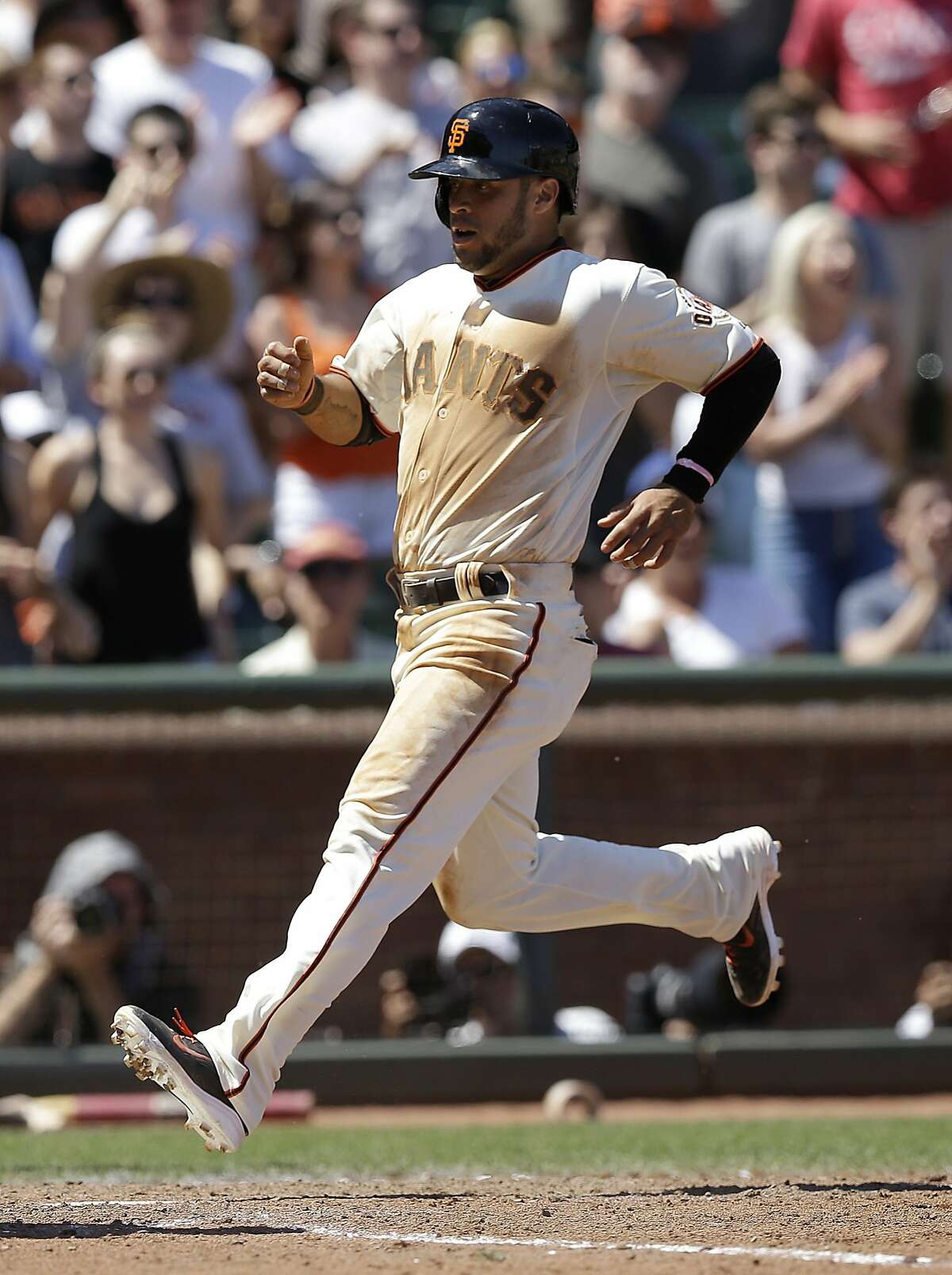 Blanco stellar at plate as Giants beat Braves 10-4