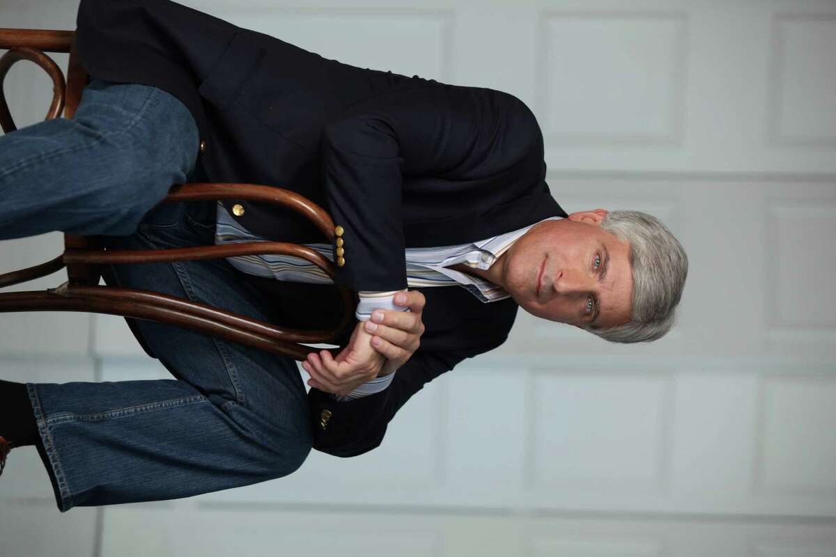 Best-selling novelist Steve Berry to speak at library fundraiser