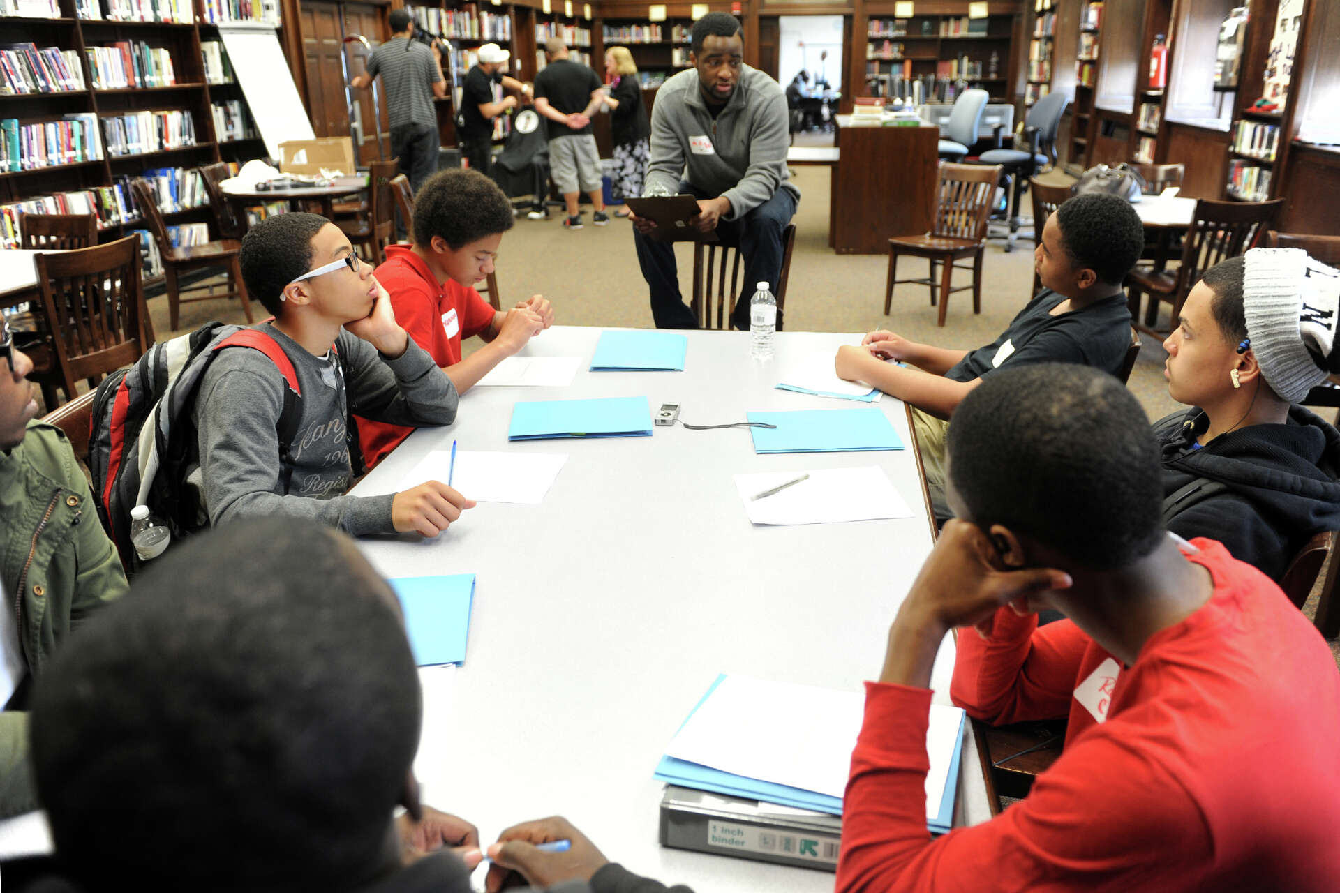 Young men learn job - and life -skills at Harding High