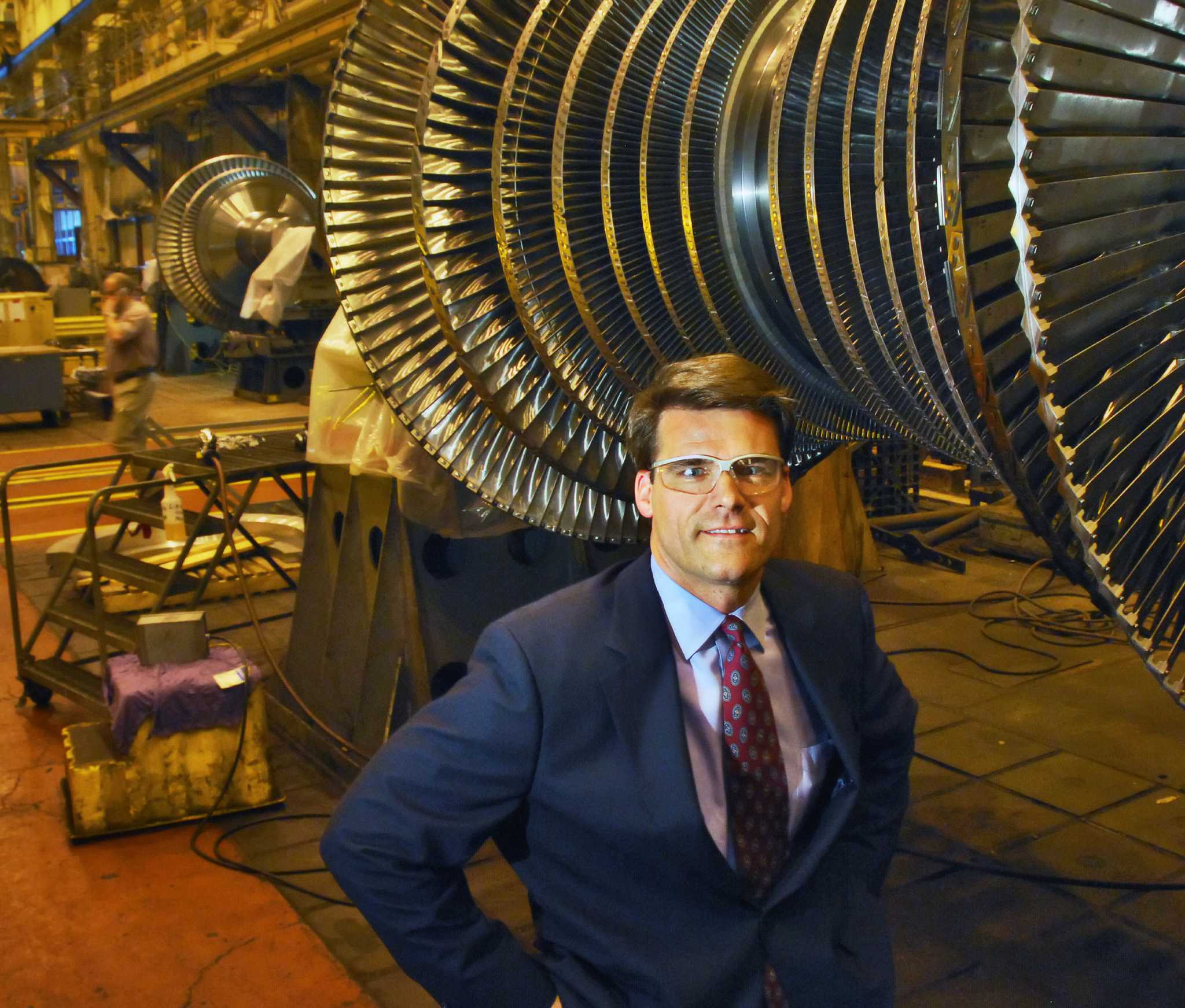 GE Schenectady boss scrambles to save deal