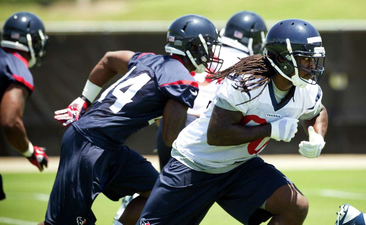 Clowney just one of the guys at Texans rookie minicamp