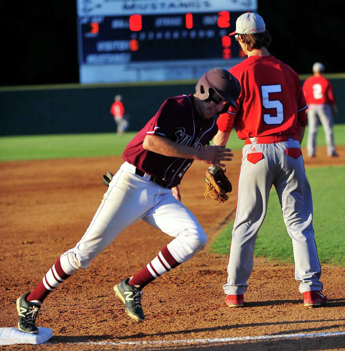 Silsbee advances to regional semis with sweep of Splendora