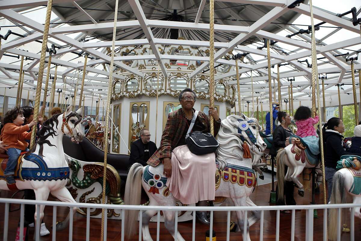 S.F. carousel takes a turn for the better after repairs