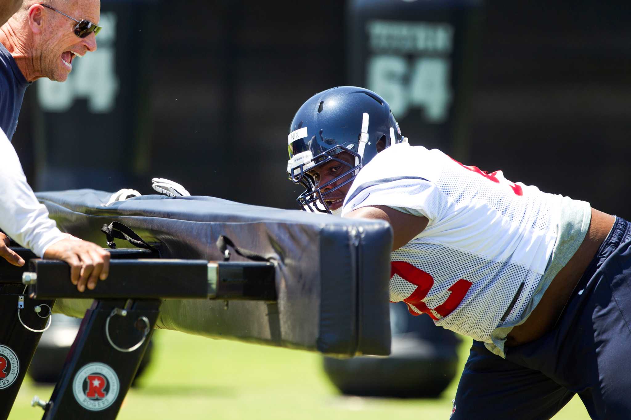 Nix nixes social media to devote full attention to job as Texan