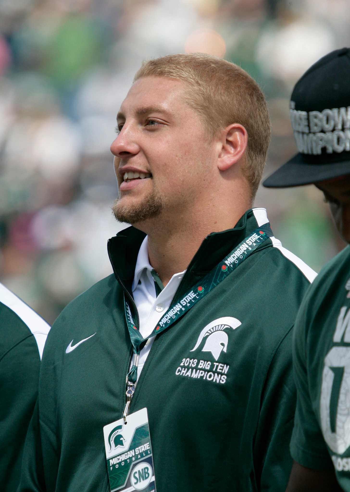 Texans report: Free-agent signee Bullough prefers to look forward