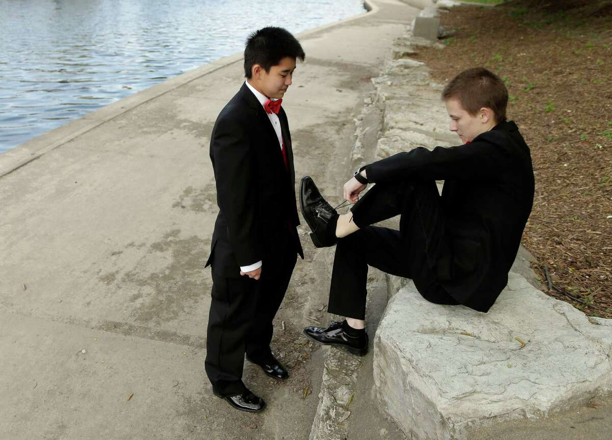 Schools help transgender students fit in