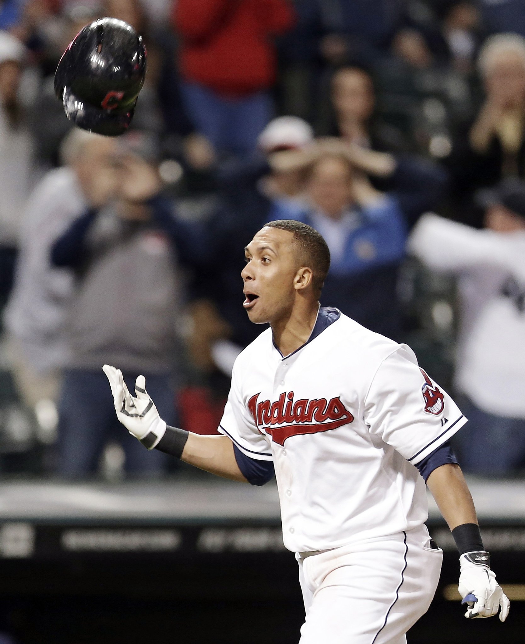 Cleveland's Michael Brantley hits walk-off homer