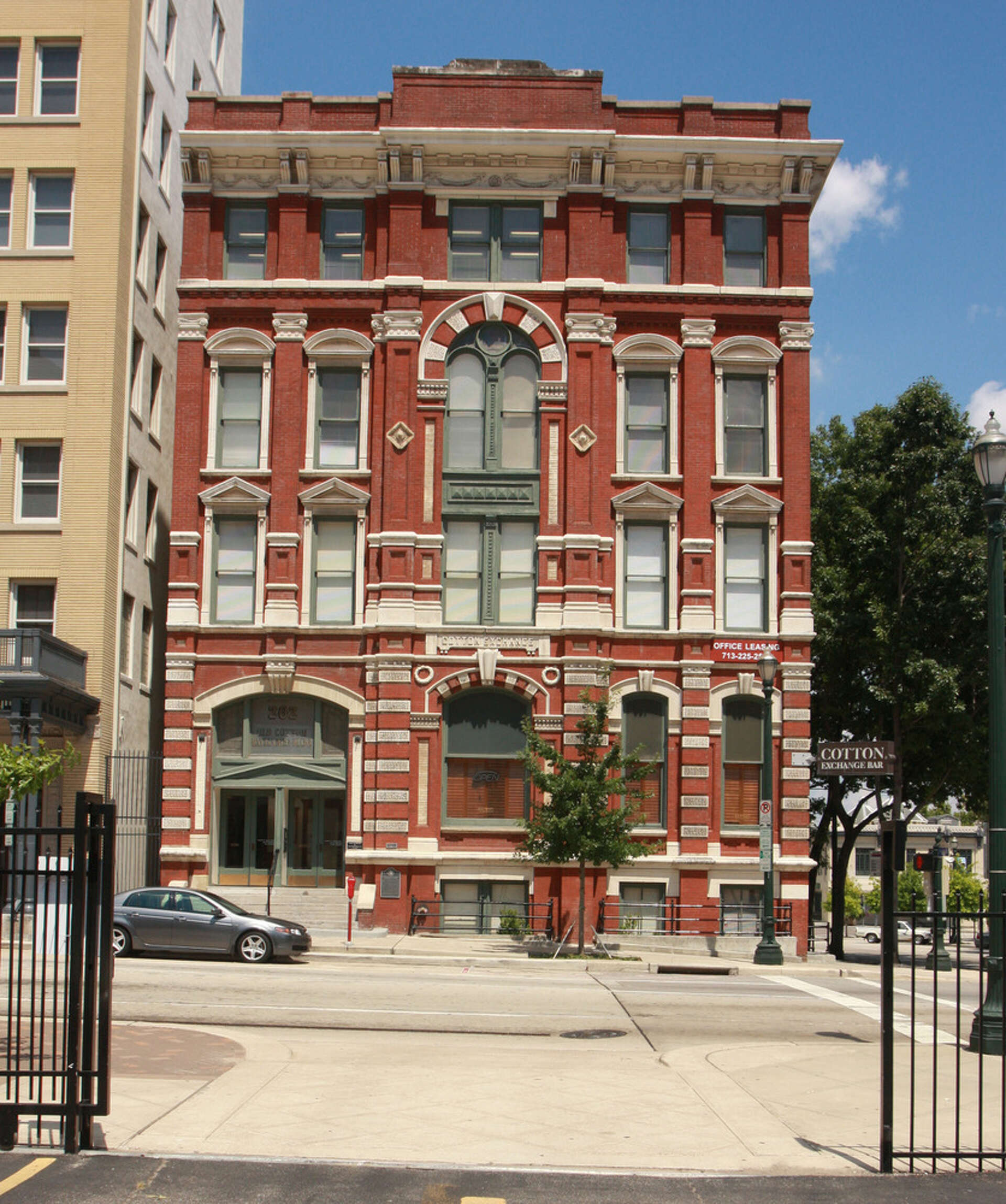 Oldest buildings in the Greater Houston area
