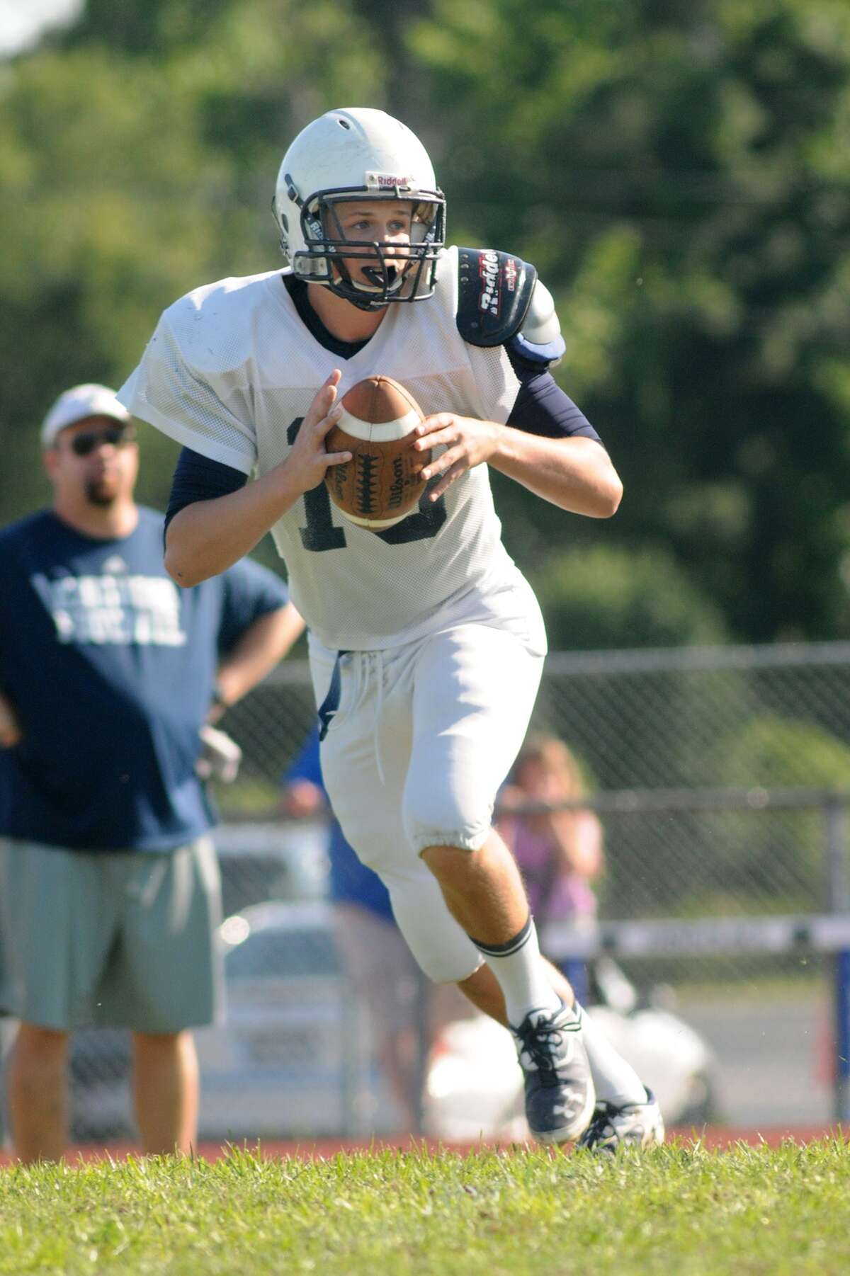 Kingwood brings new faces quickly into the fold at spring practices