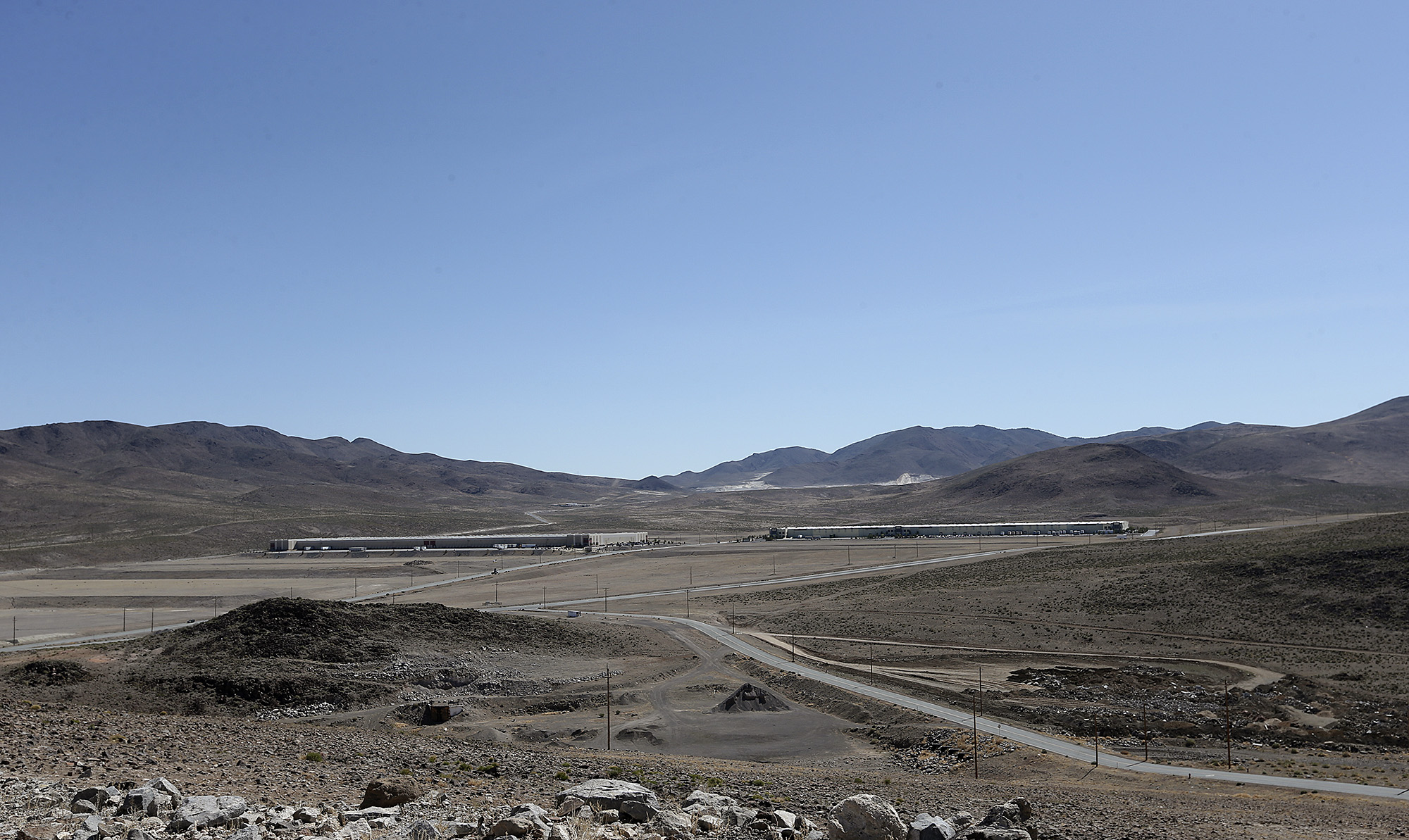 Tesla breaks ground in Reno for gigafactory