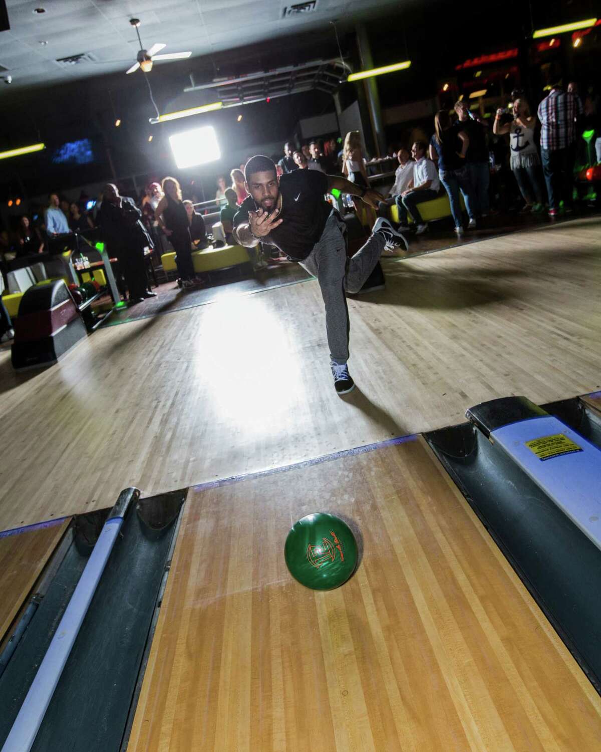 'Retro-modern' bowling alley Bowlero opening in San Antonio