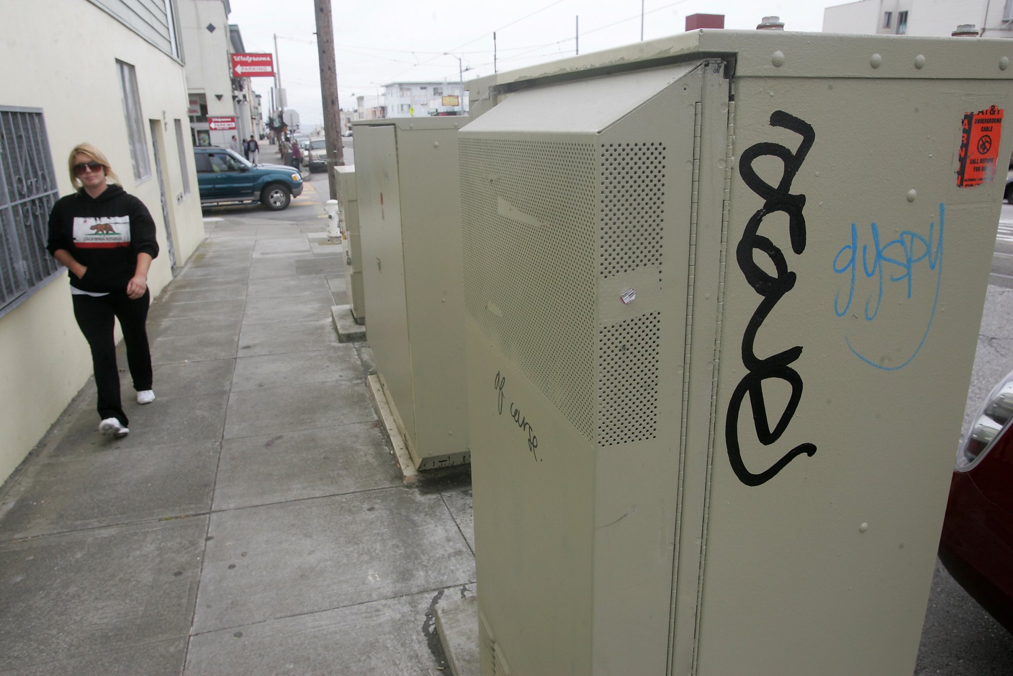 AT&T's graffitied utility boxes irk San Francisco officials
