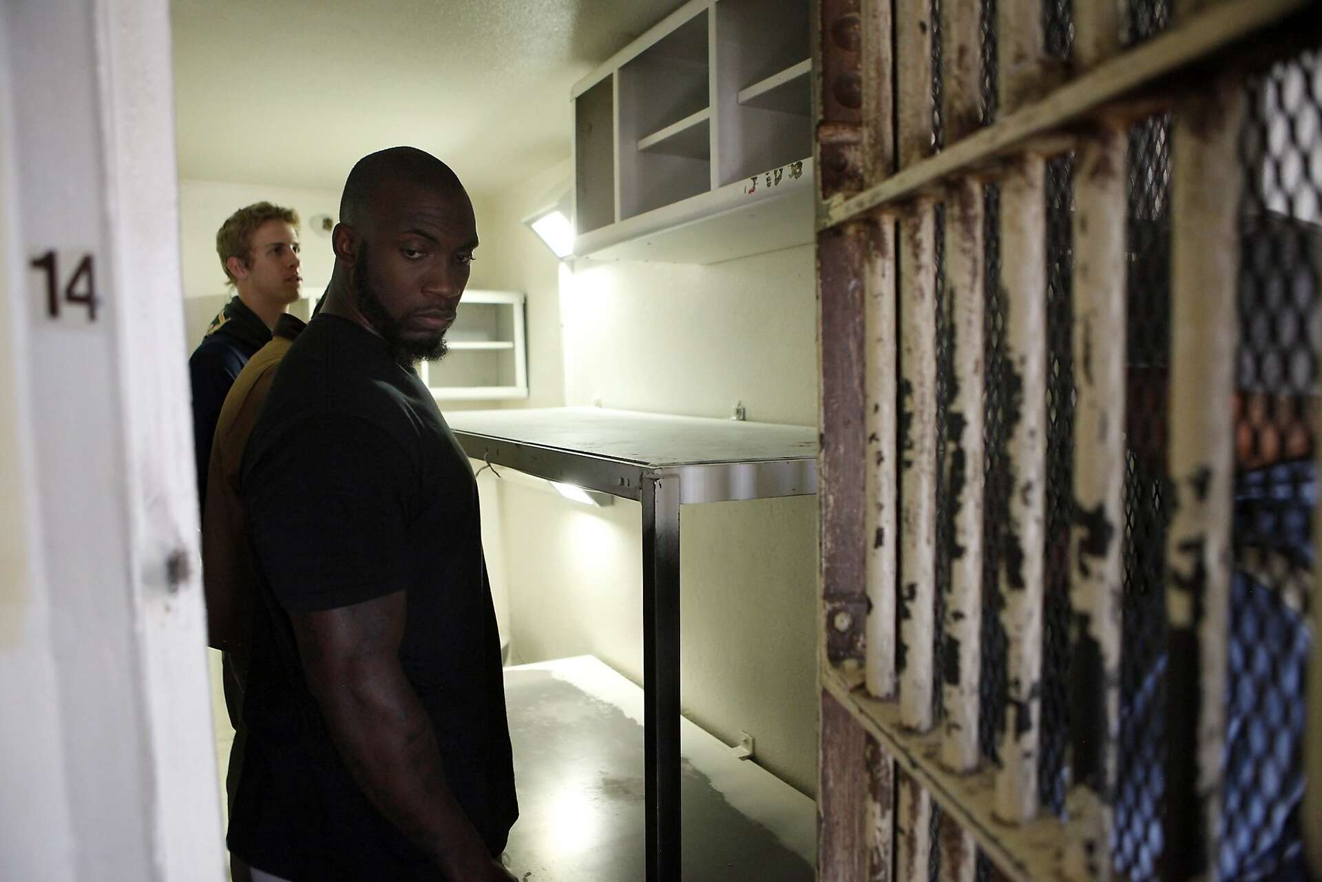 Cal players get inside look at benefits of living on outside
