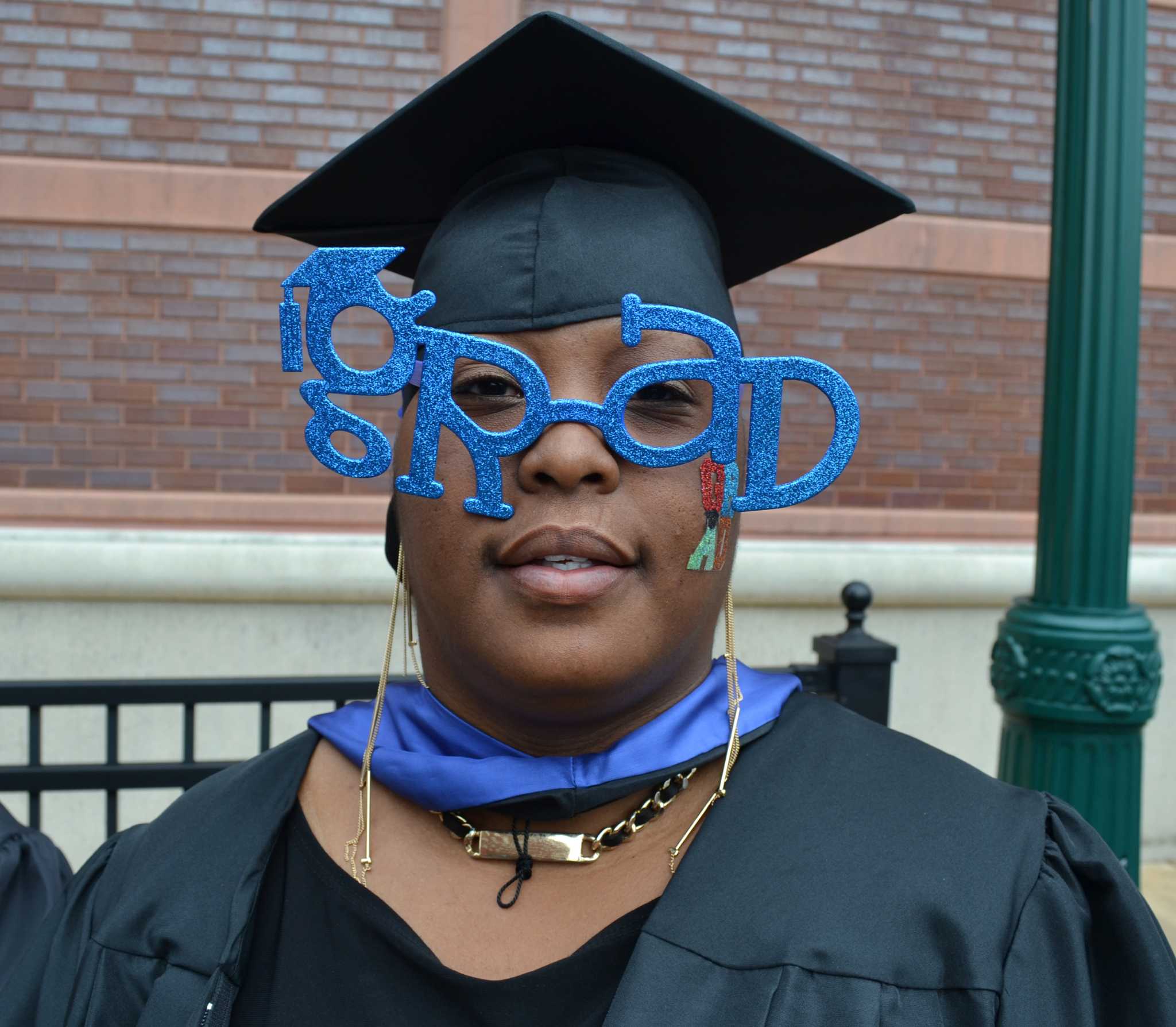 580 at SCCC earn diplomas