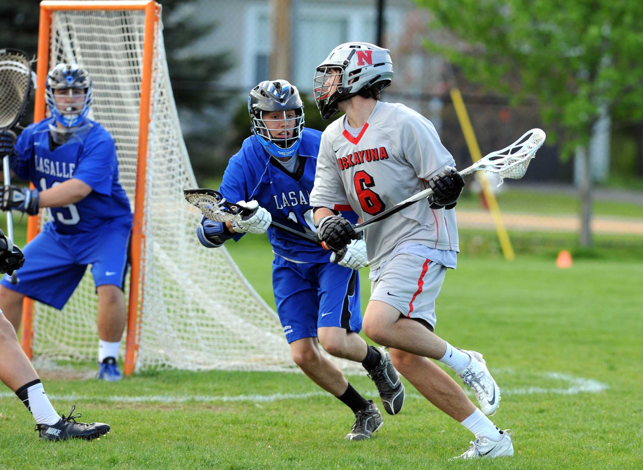 Midfield steps to the fore