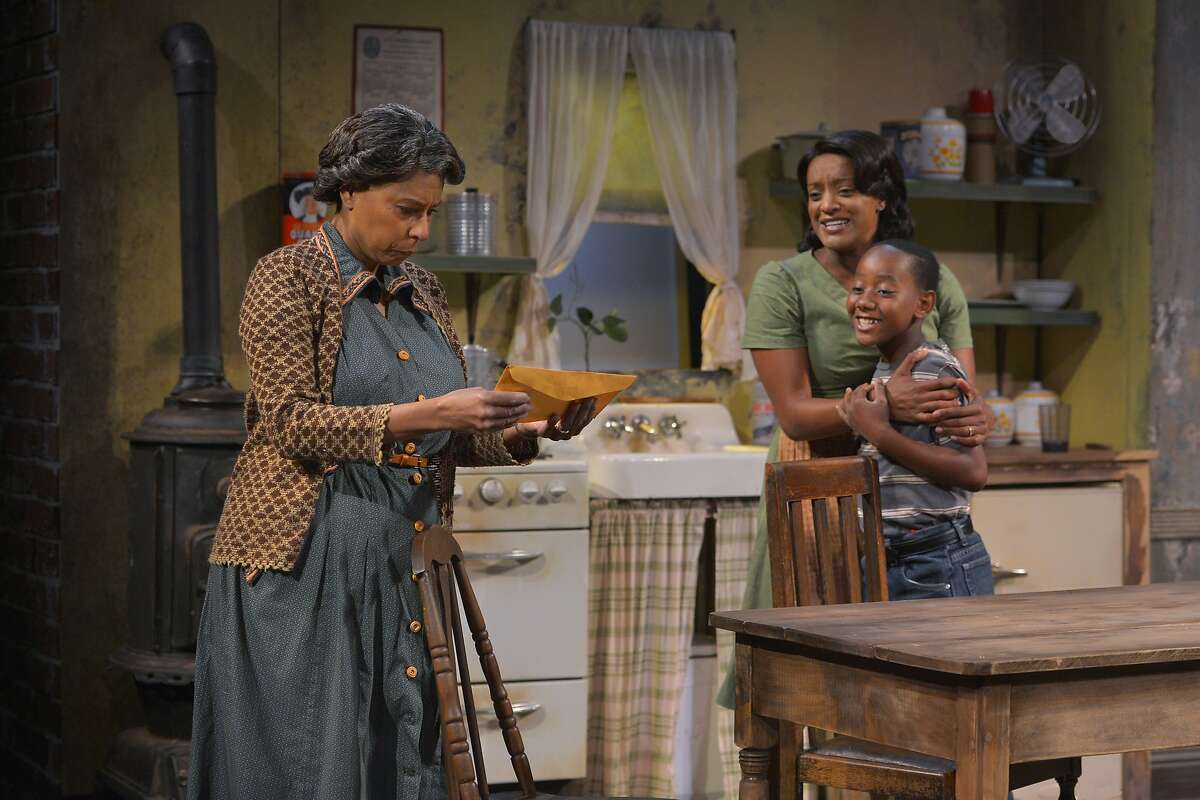 'A Raisin in the Sun' review: Solid opener for Cal Shakes