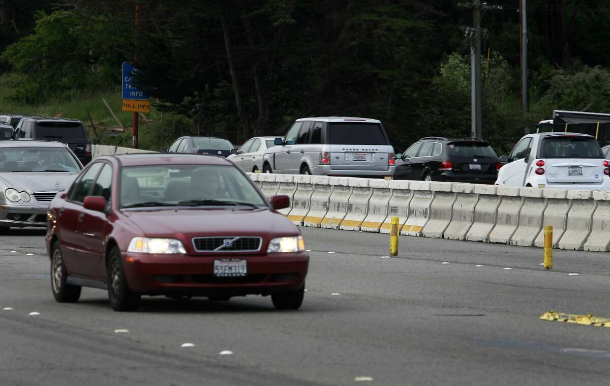Movable median barrier coming to Golden Gate Bridge