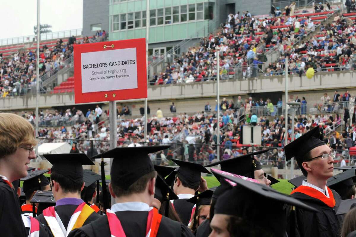 College commencement ceremonies 2014