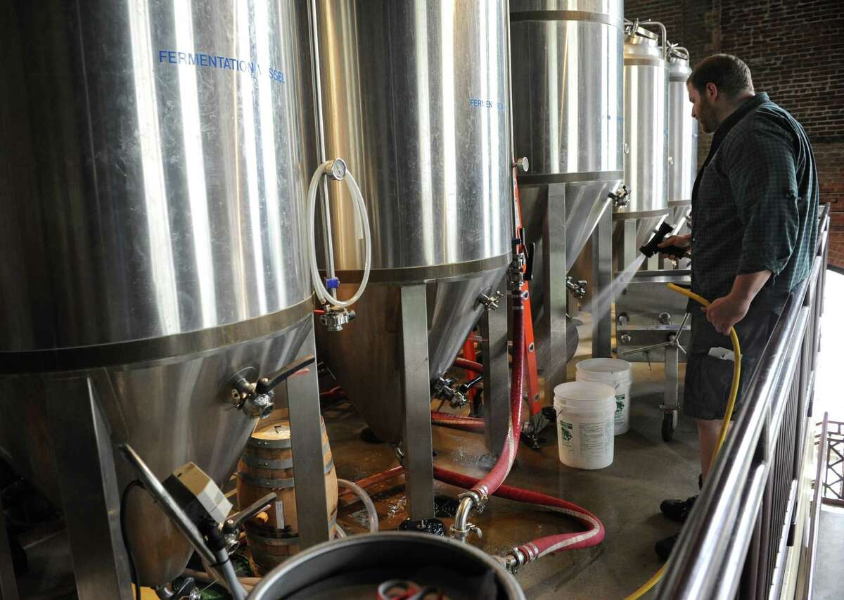 Hops a-brewin' across New York