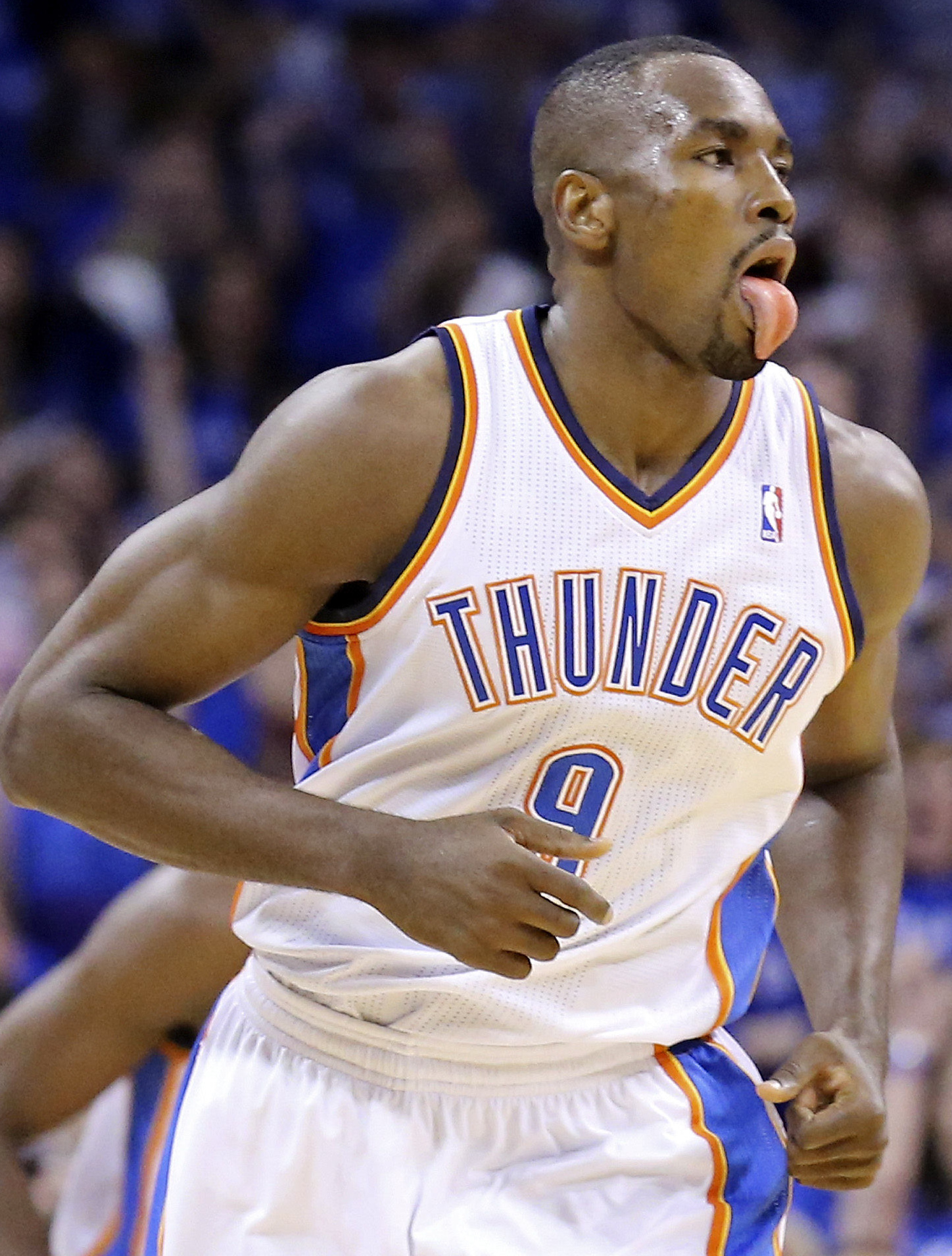 Ibaka's return from injury sparks Thunder over Spurs