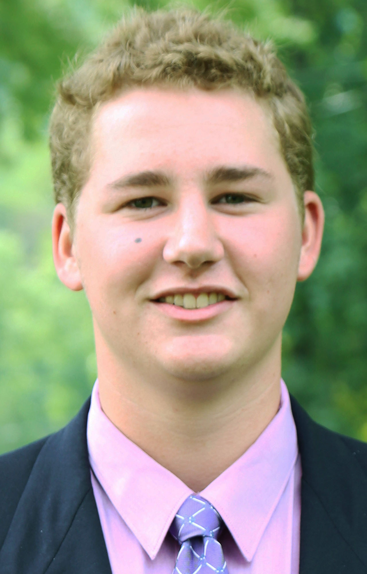 Makris named prefect at South Kent