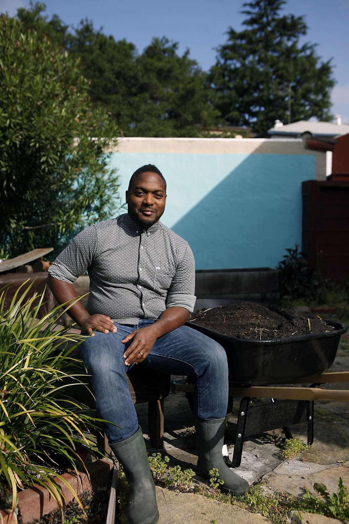 Bryant Terry cultivates new turf with front-yard edible lawn