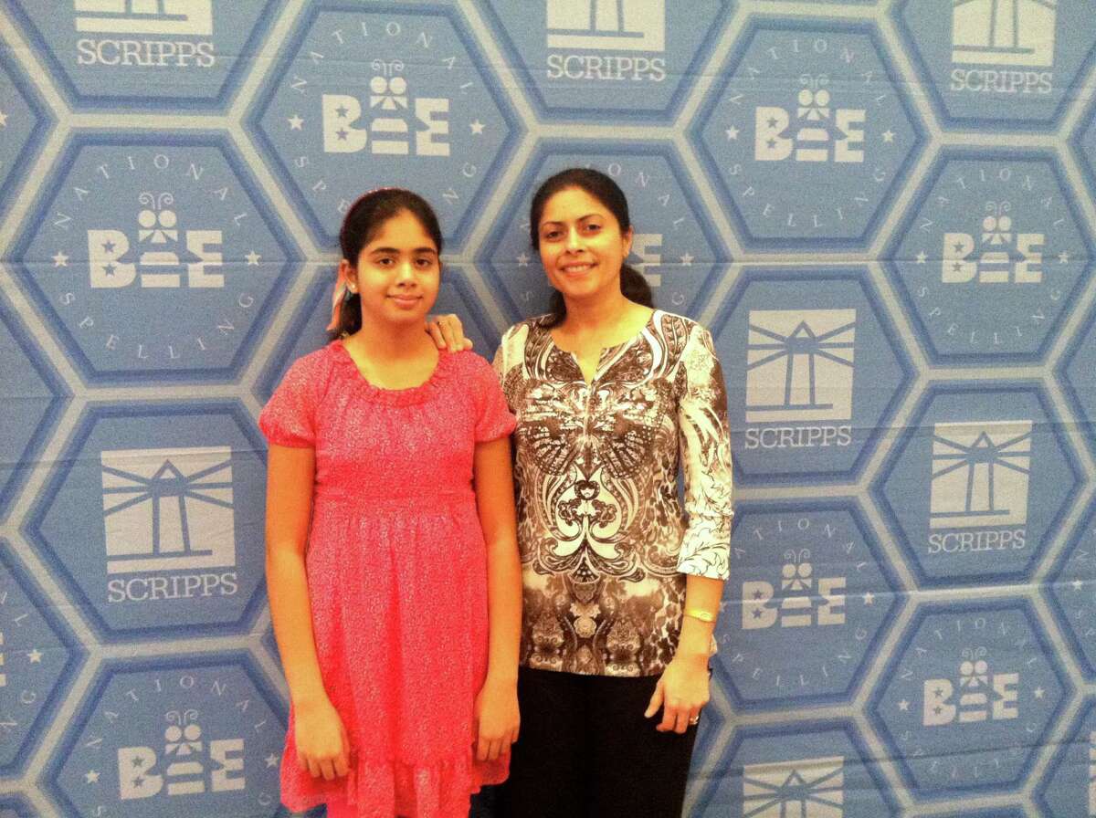 S.A. spelling bee contender advances