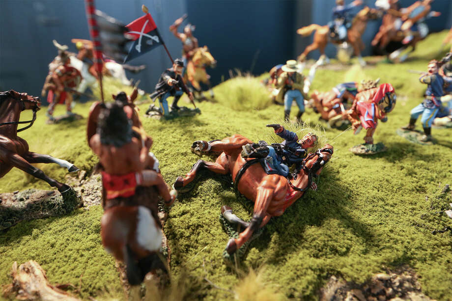 Tiny toy soldiers can make big impression - San Antonio Express-News