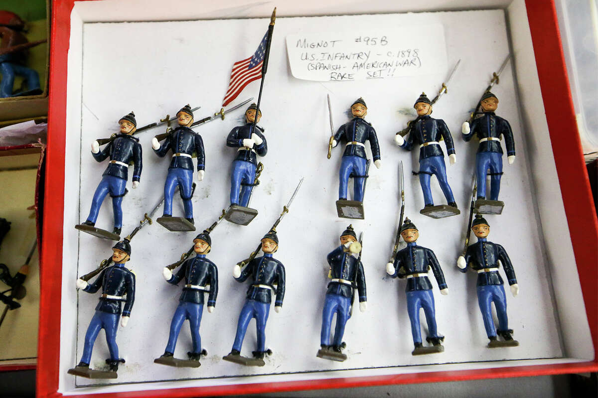 Tiny toy soldiers can make big impression