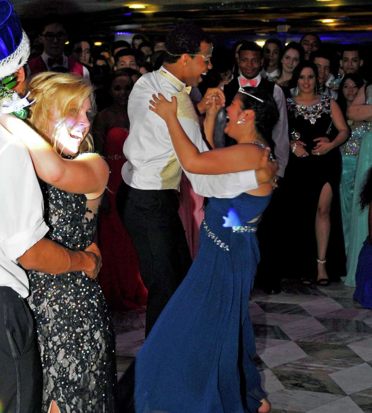 Danbury High's male prom queen greeted with cheers