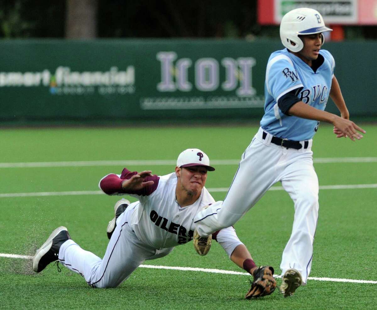 Pearland tops Brazoswood to earn state baseball berth