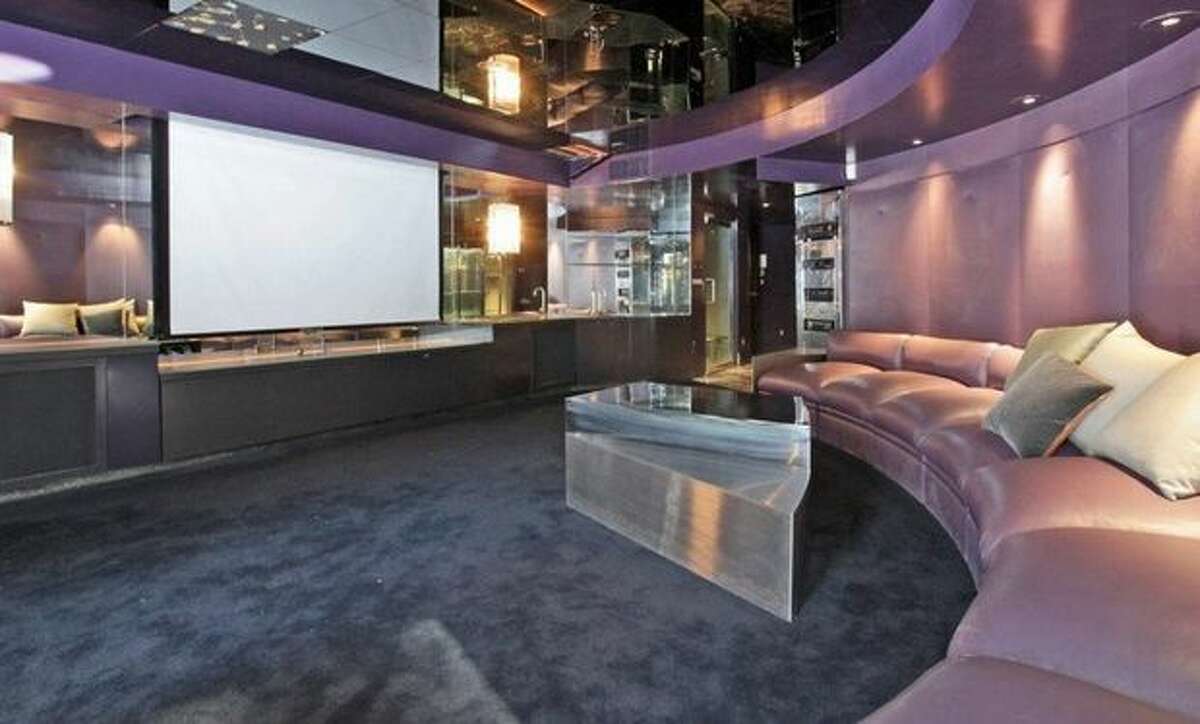 Whitney Houston's home finds a buyer