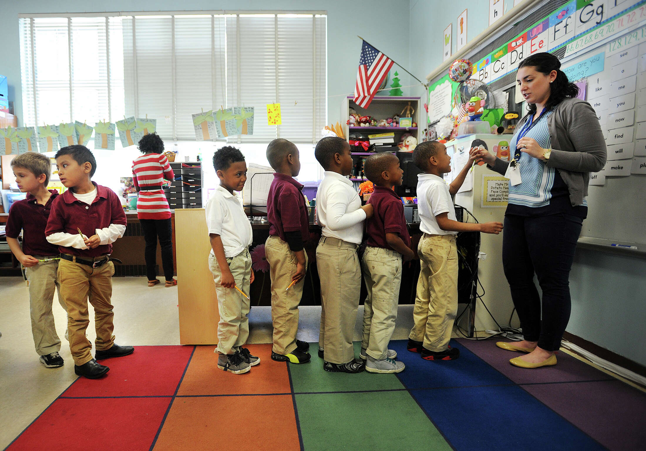 Connecticut makes plan to change kindergarten cutoff date