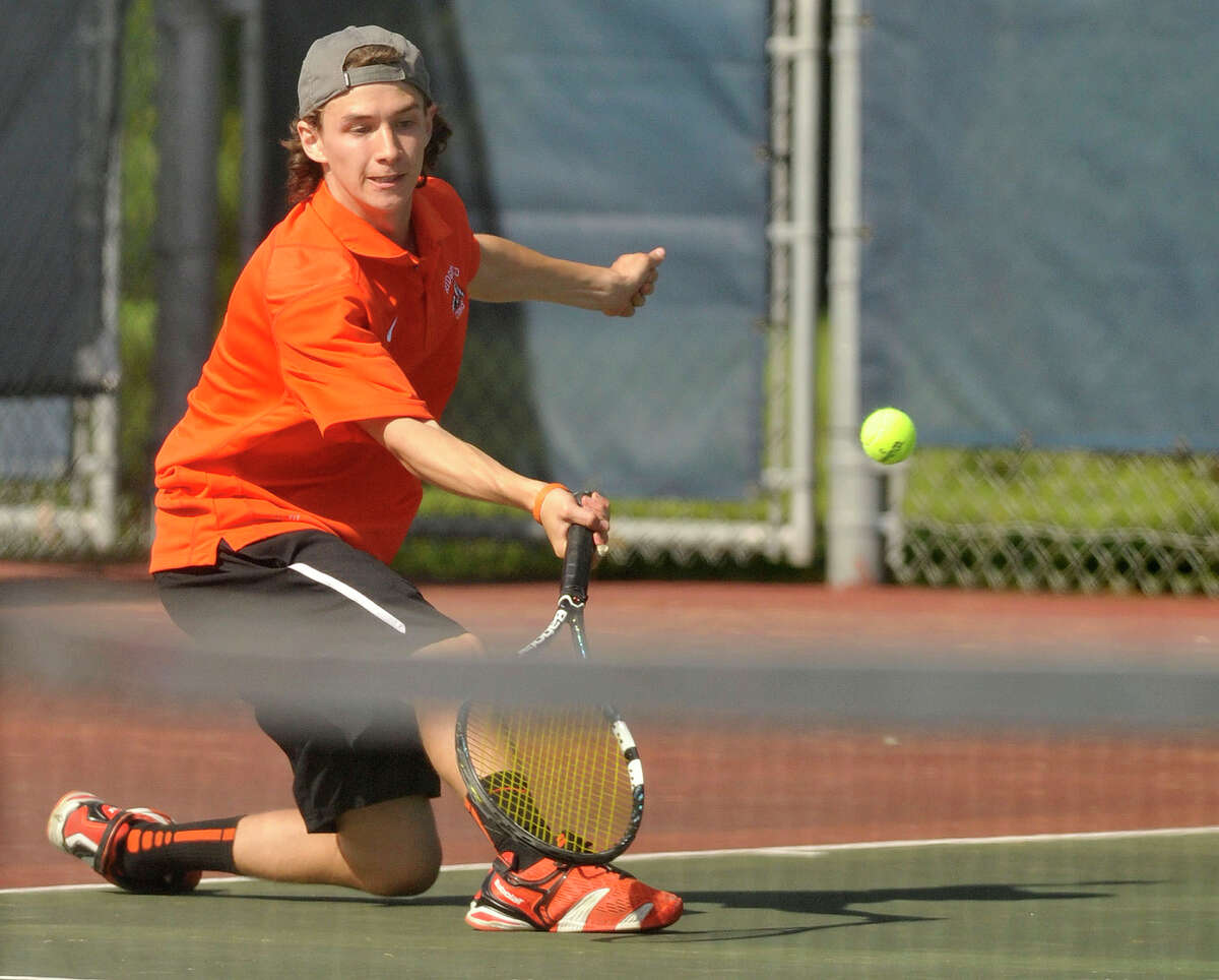 Staples captures elusive FCIAC Boys Tennis title