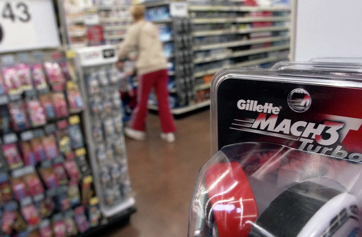 Products that follow the 'razor blade' model