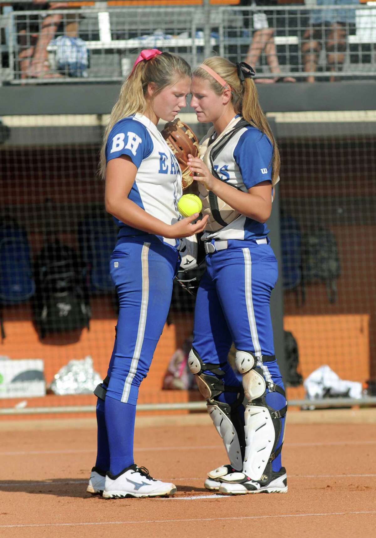 Barbers Hill falls to Ennis in 4A state softball semifinals
