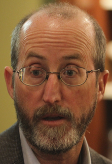 State Senate candidate Steve Glazer urges Dems to embrace center