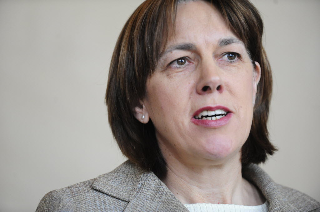 Sen. Tkaczyk announces re-election bid