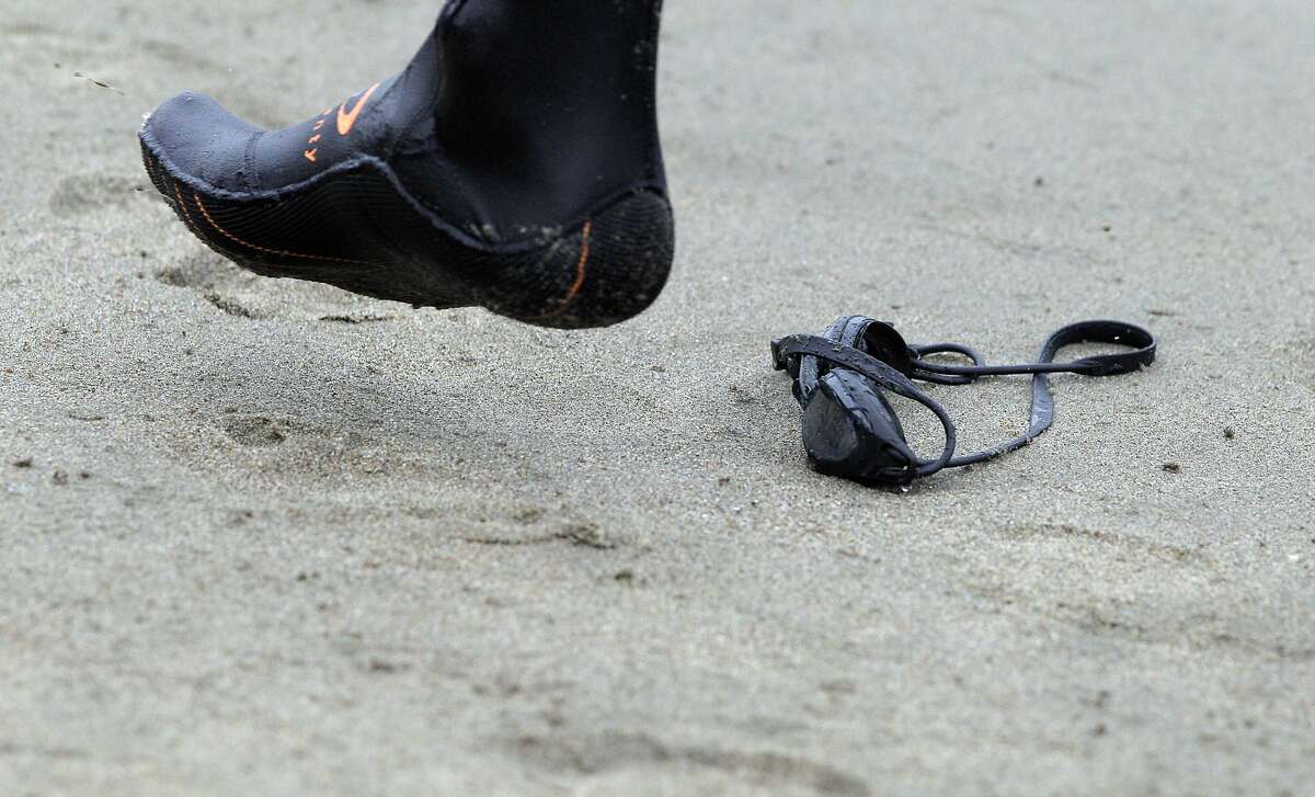 Disabled triathletes show pros a thing or 2 about toughness