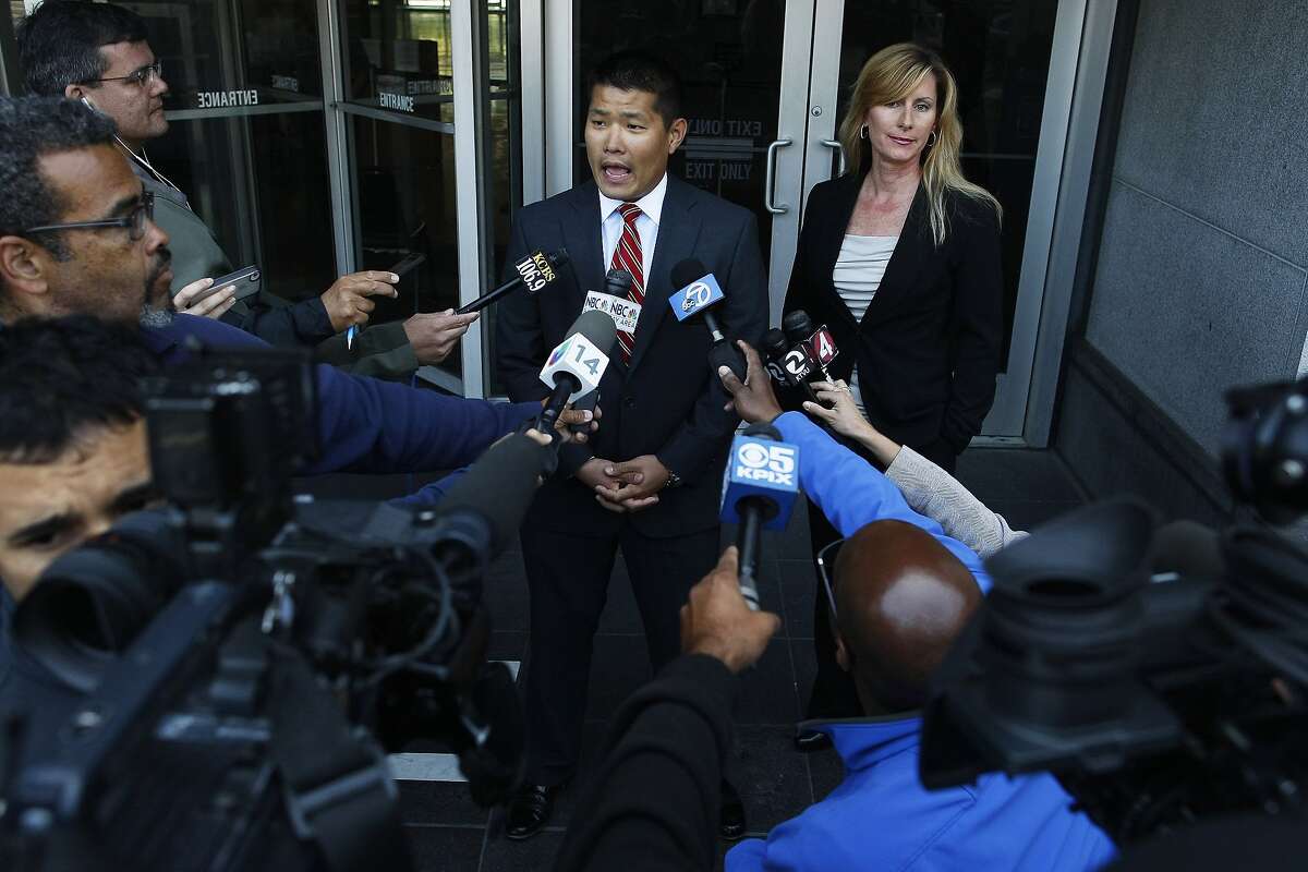 FBI: Chamberlain had device 'designed to maim or kill'