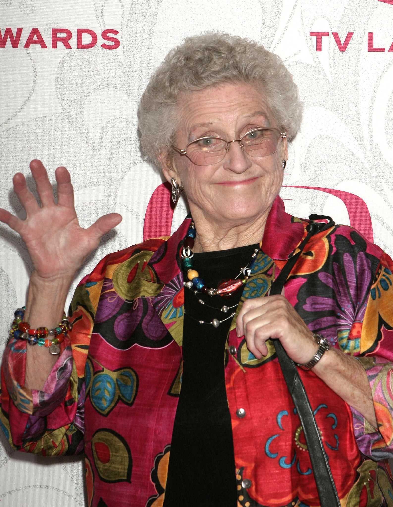 Ann B. Davis — Alice on 'Brady Bunch' — dies in S.A.