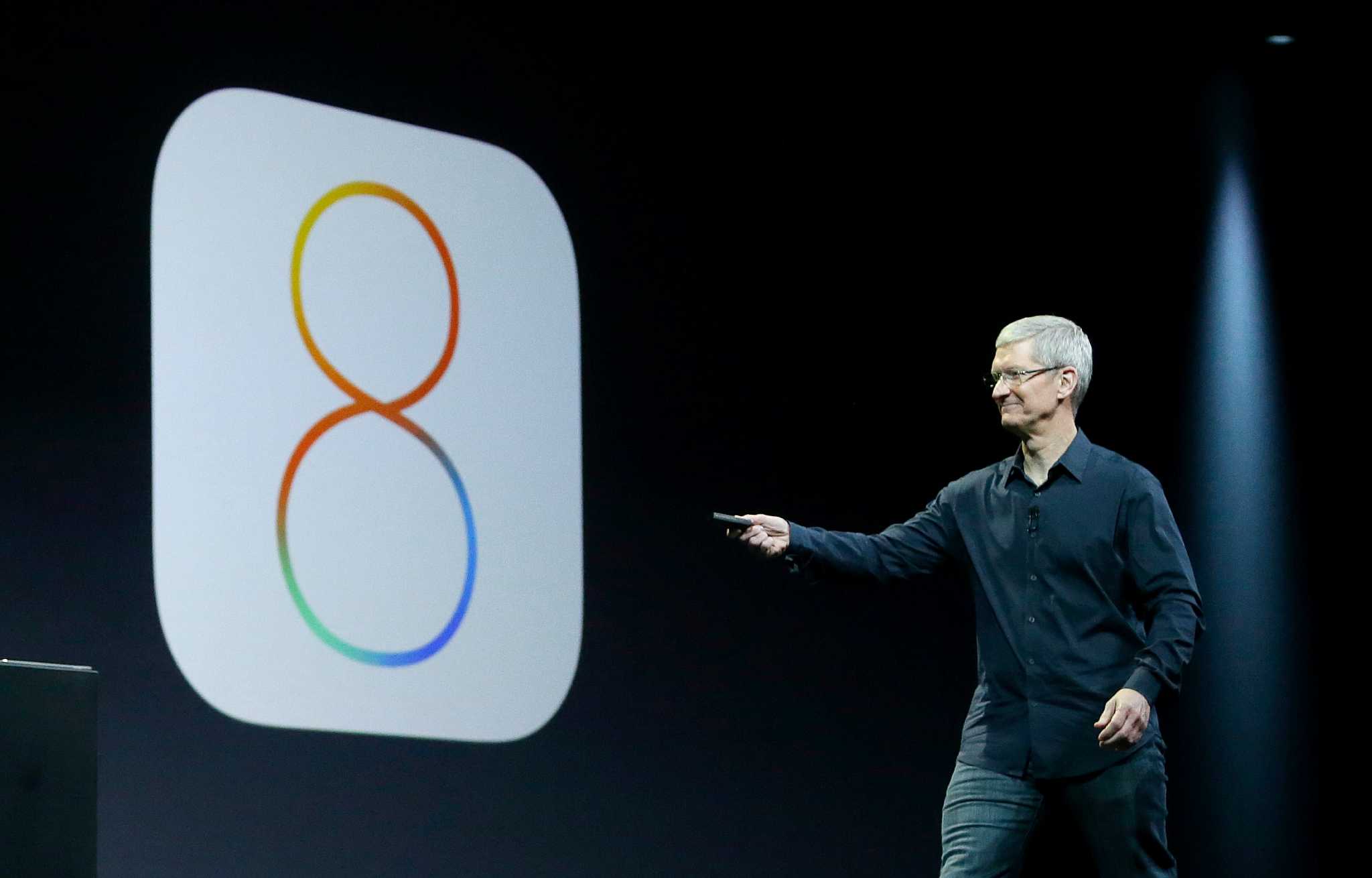 Apple rolls out new software to lure app developers