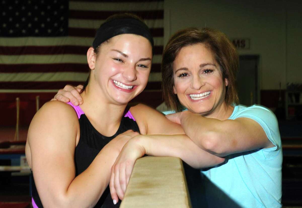 Kelley steps out of the shadows of famous mother